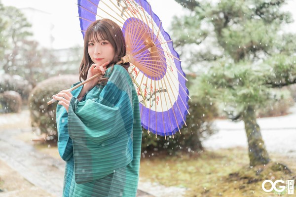 温泉グラビアNFT 「紗愛（すずな）」 下呂温泉編 No.124 - 温泉グラビアNFTのNFT | Adam byGMO