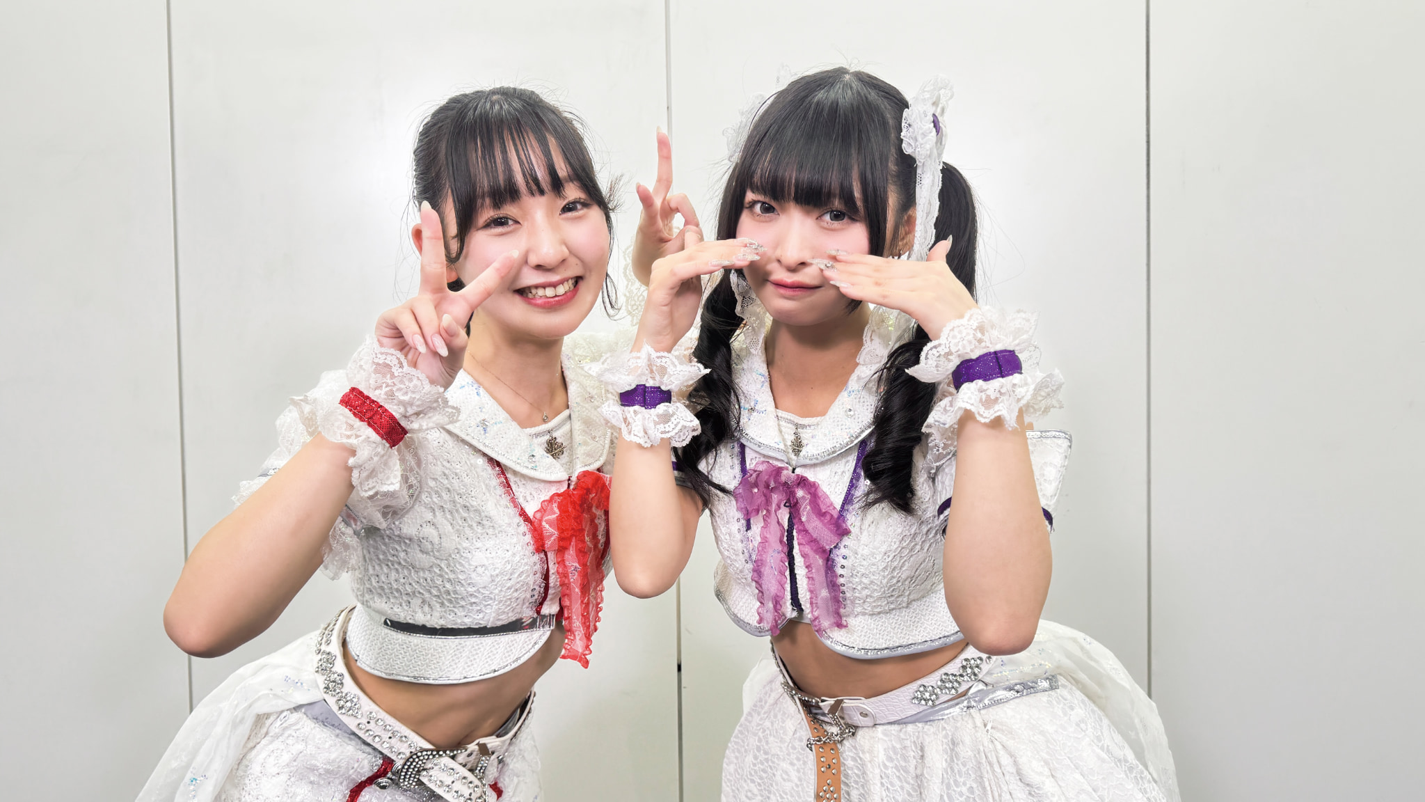 Lily of the valley /尾野寺みさと姫川ゆりのサイン入り写真 #103/2000 - 「全力アピール～アダムシアター～」NFTストアのNFT | Adam byGMO