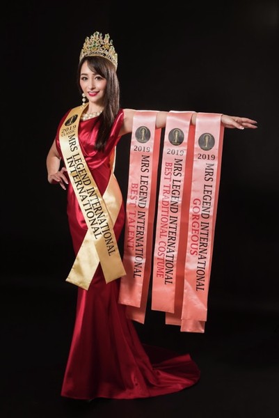 aira_1 - 松谷曖良_Miss&Mrs LEGEND UNIVERSAL JAPANのNFT | Adam byGMO