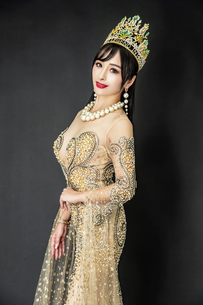 aira_7 - 松谷曖良_Miss&Mrs LEGEND UNIVERSAL JAPANのNFT | Adam byGMO